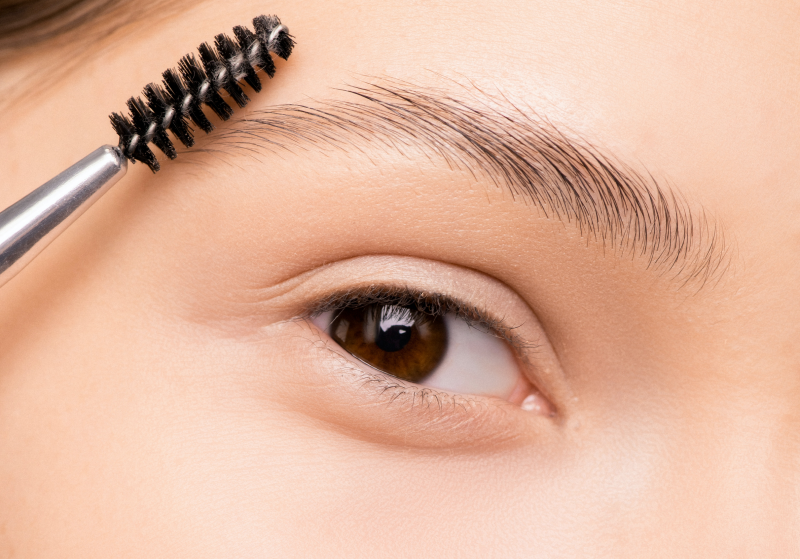 Straight Eyebrows: The Unparalleled Beauty Trend of 2023 | Global Sources
